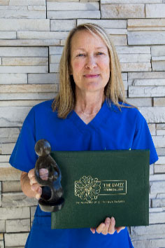 Diane Stevens earns DAISY award at NIH - Sierra Wave: Eastern Sierra ...