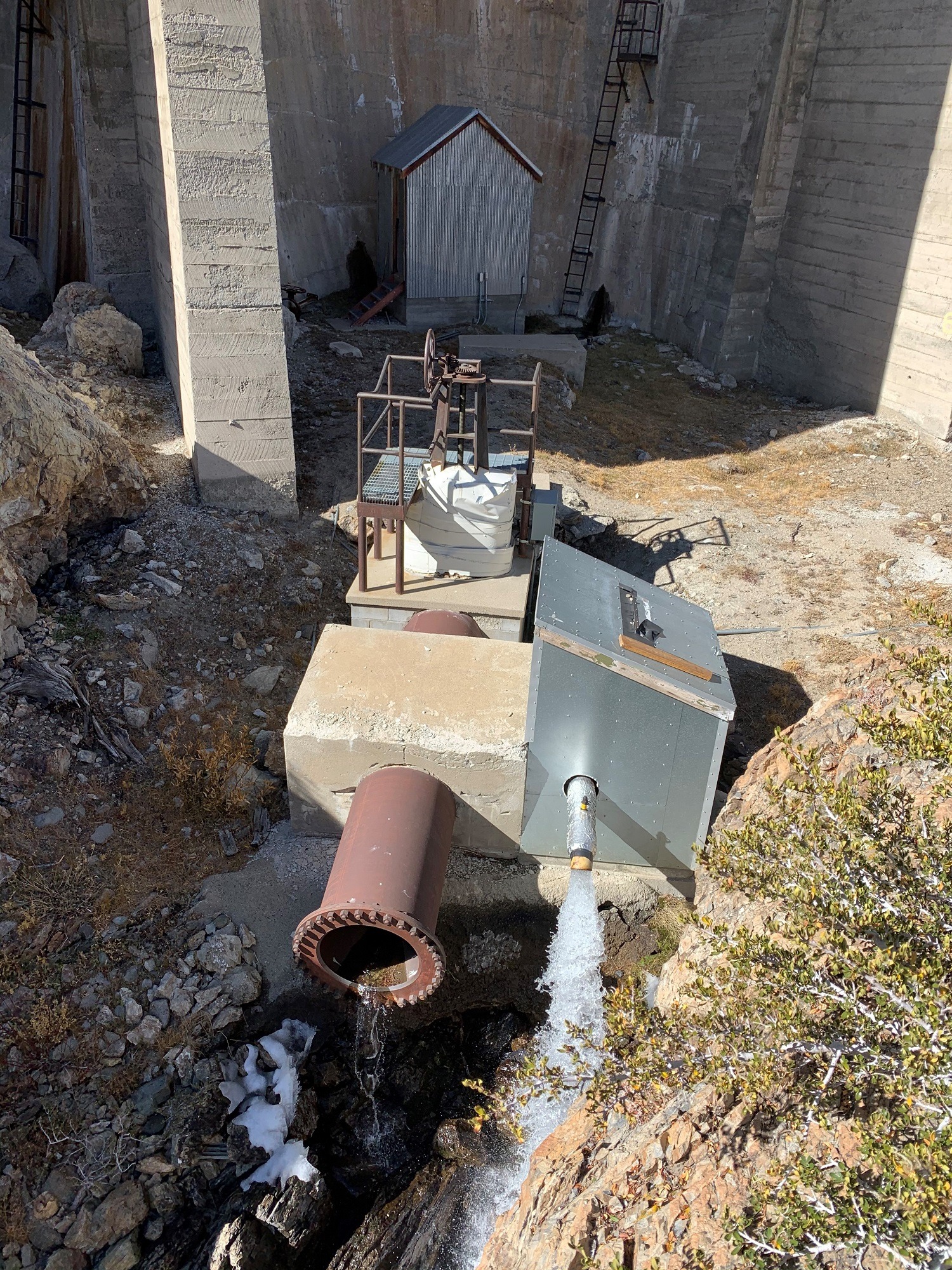 Helicopter work scheduled for Gem Lake Dam by Southern California ...